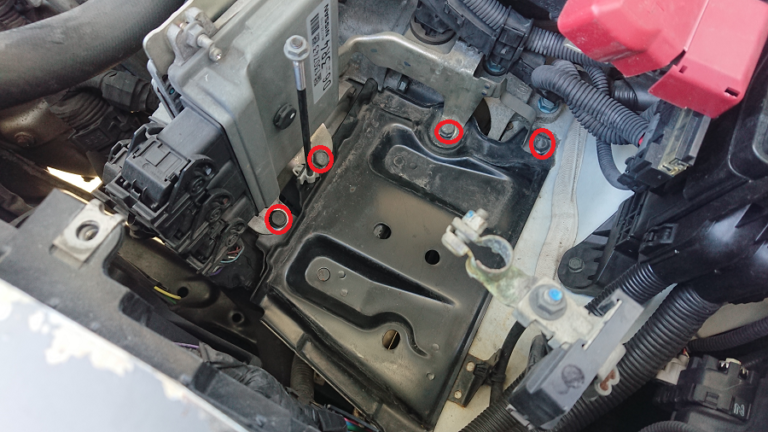 エルグランドE52 CVTフルード交換 | ごった基地